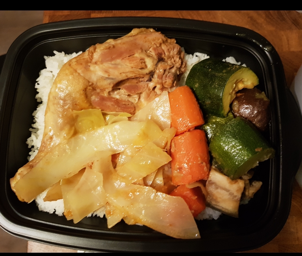 Mafé au poulet accompagné de riz blanc pour 1 personnes – BVBR – Marché ...